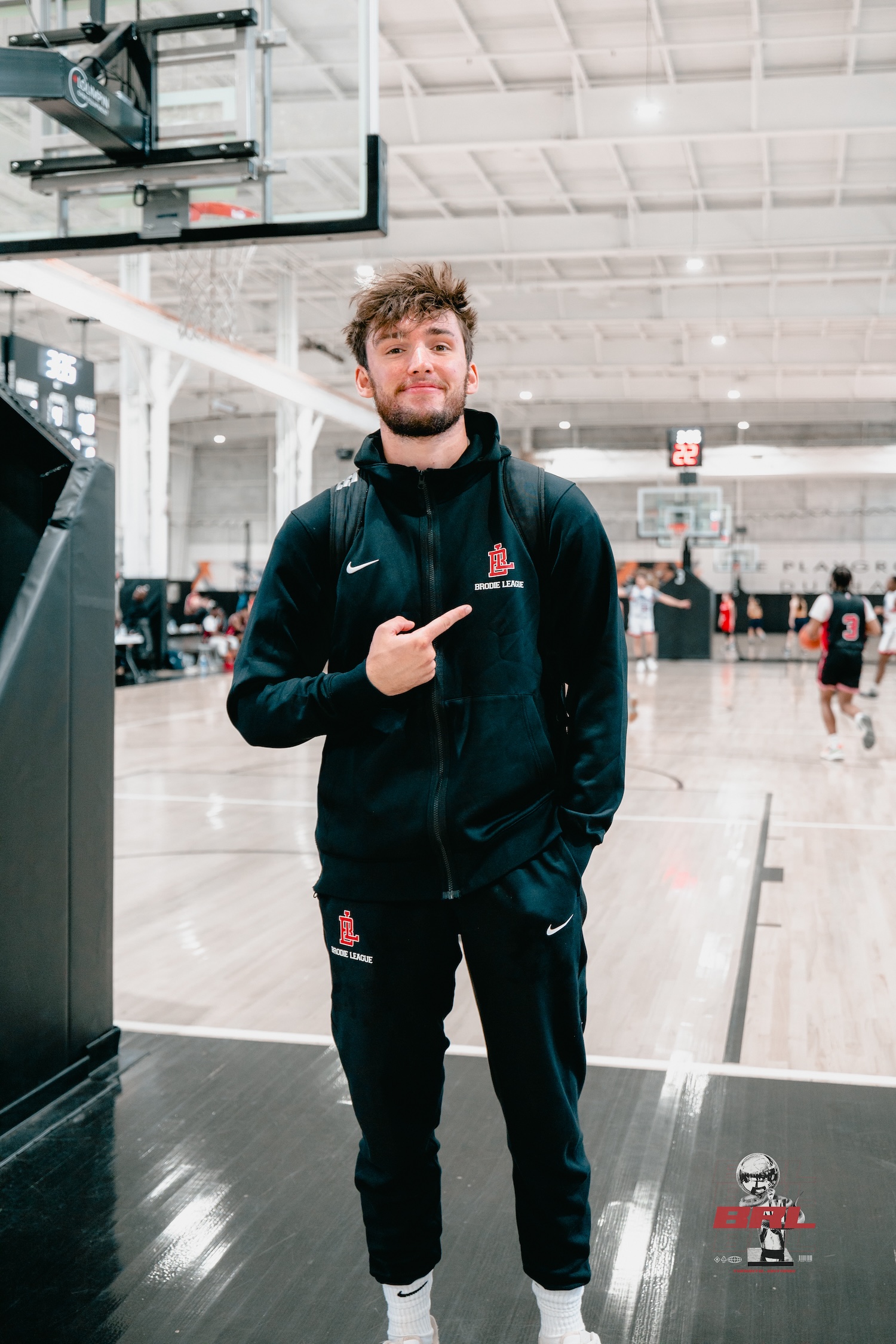 This start-up basketball league giving hoopsters a shot at glory